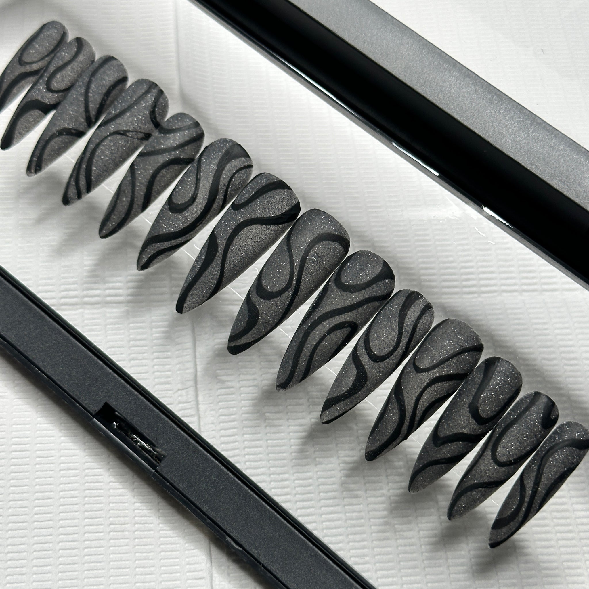 Handmade Luxury Press On Nails – THE JEMZ COLLECTION